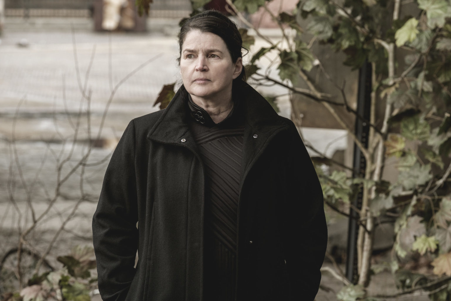 Elizabeth (Julia Ormond) Missing on TWD World Beyond: Where Is She?